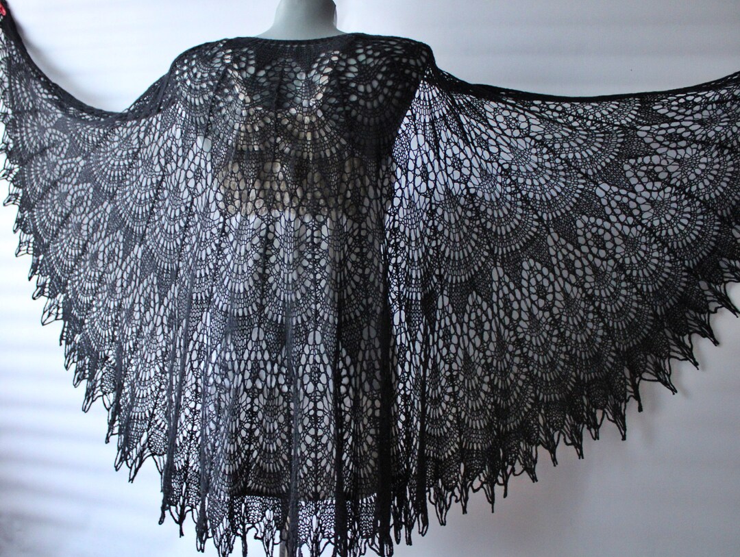 Black Lace Shawl Gothic Victorian Boho Witch Capelet Dark Wedding Shawl ...