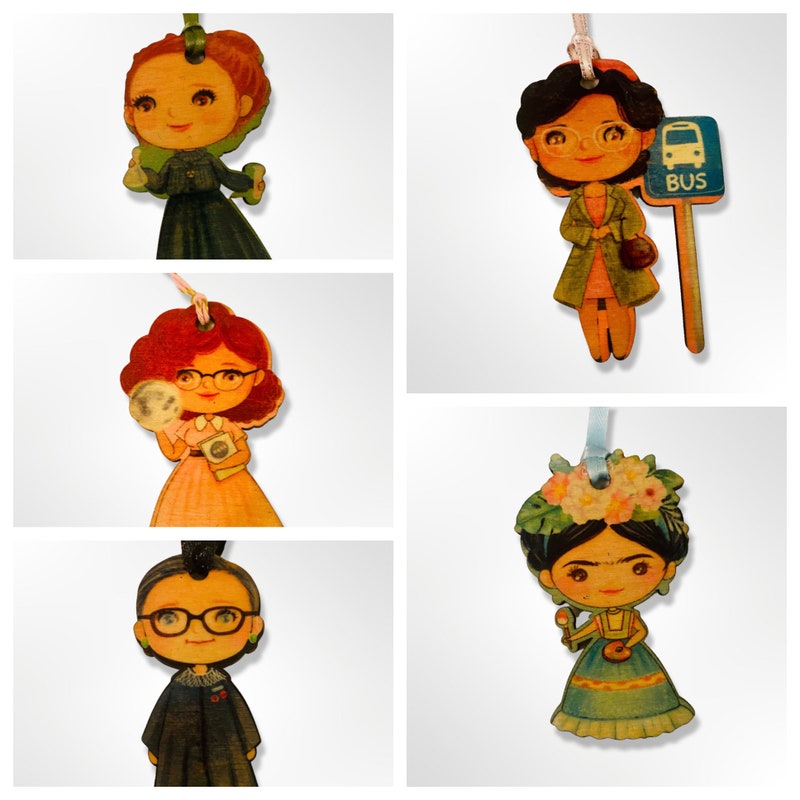 Famous Books Ornament - Etsy