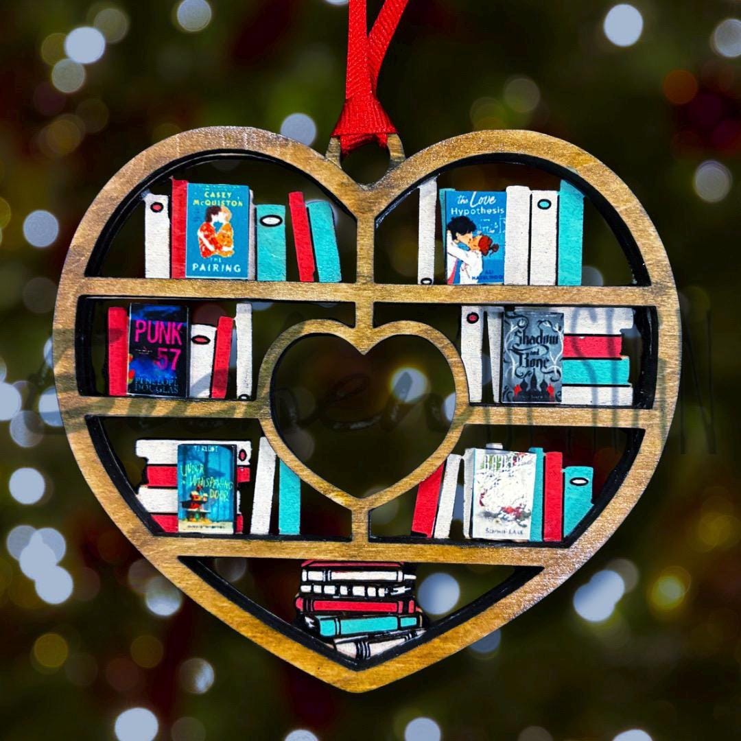 CUSTOMIZABLE Heart Bookshelf Keepsake Ornament - Etsy