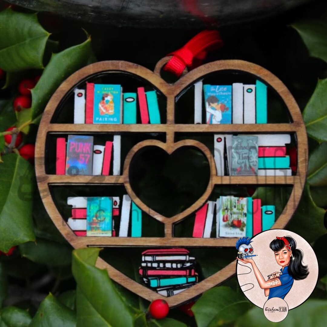 CUSTOMIZABLE Heart Bookshelf Keepsake Ornament - Etsy