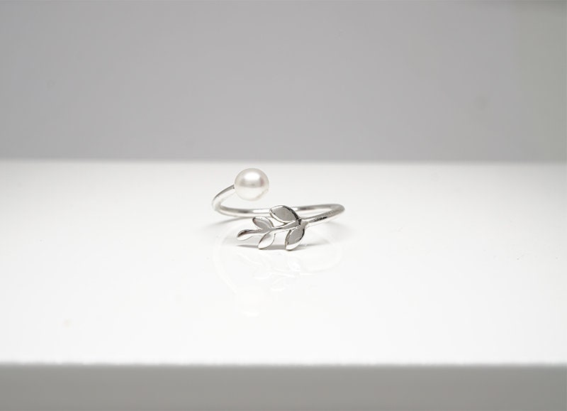 White Round Pearl Open Ring in Sterling Silver With Leaves | Etsy