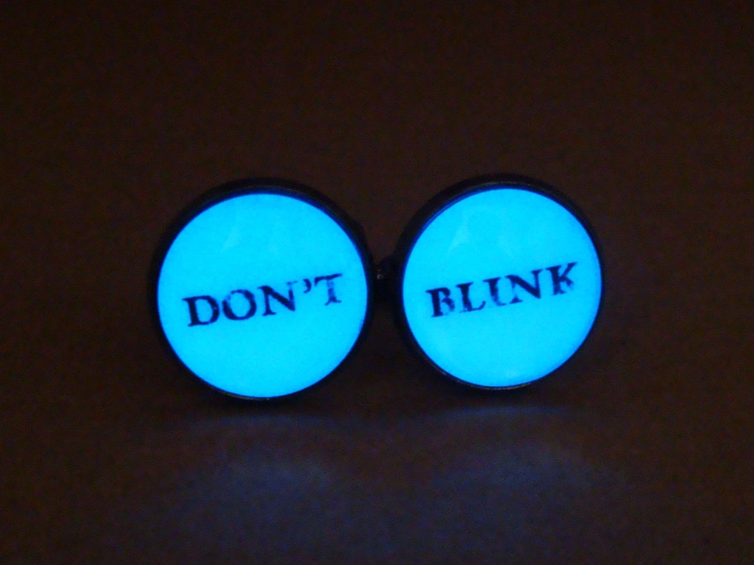 Don't Blink Cufflinks / Dr Who Cufflinks / Glowing Cufflinks / Doctor ...