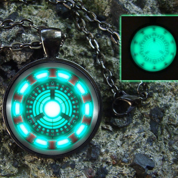 Glowing Necklace - Etsy