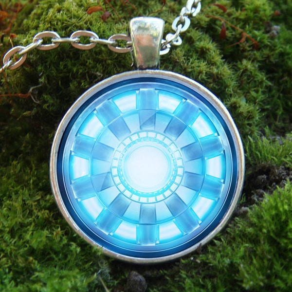 Superhero Necklace - Etsy