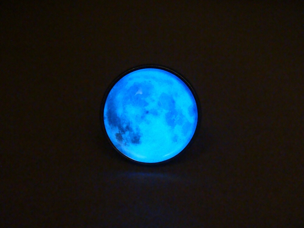Glowing Ring Blue Moon / Glow in the Dark / Blue Moon / Glowing Moon ...