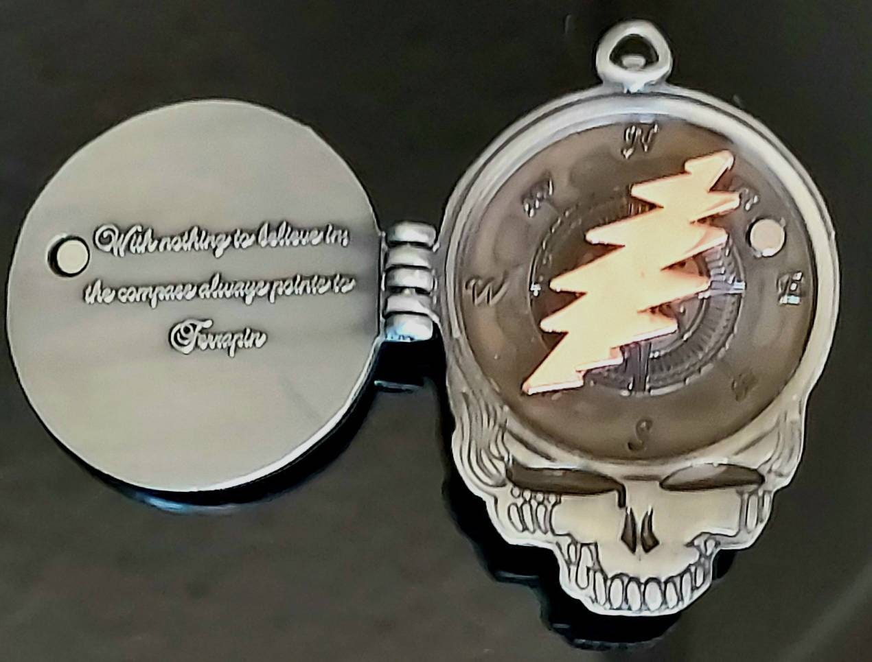 Terrapin Station Compass Spinner Dead Pin - Etsy