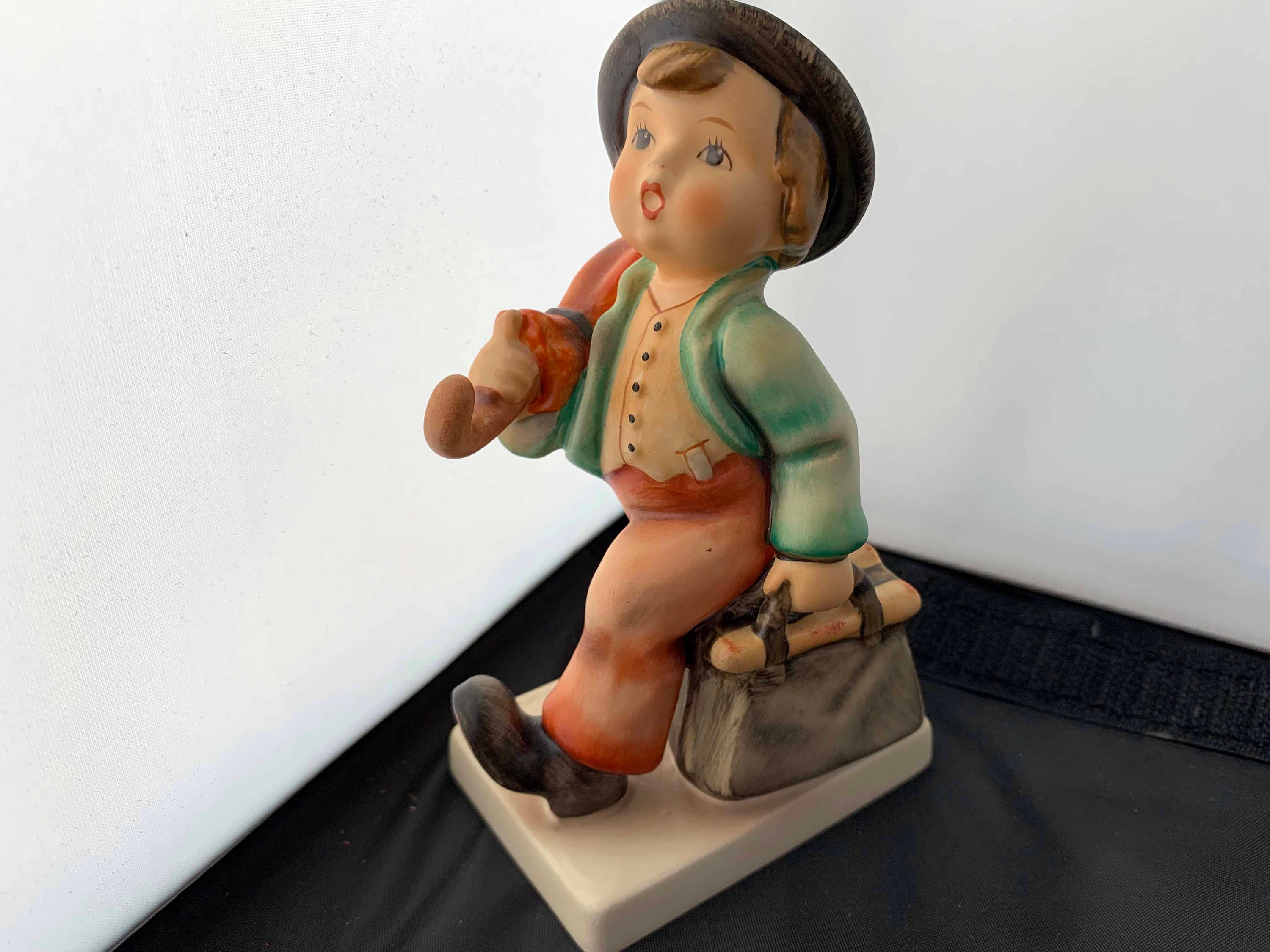 Authentic Vintage Hummel Goebel W. Germany Merry Wanderer Figurine 1985 ...