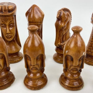 Duncan Medieval Ceramic Chess Set, 31 Pieces, Felt Bottoms, Missing the ...