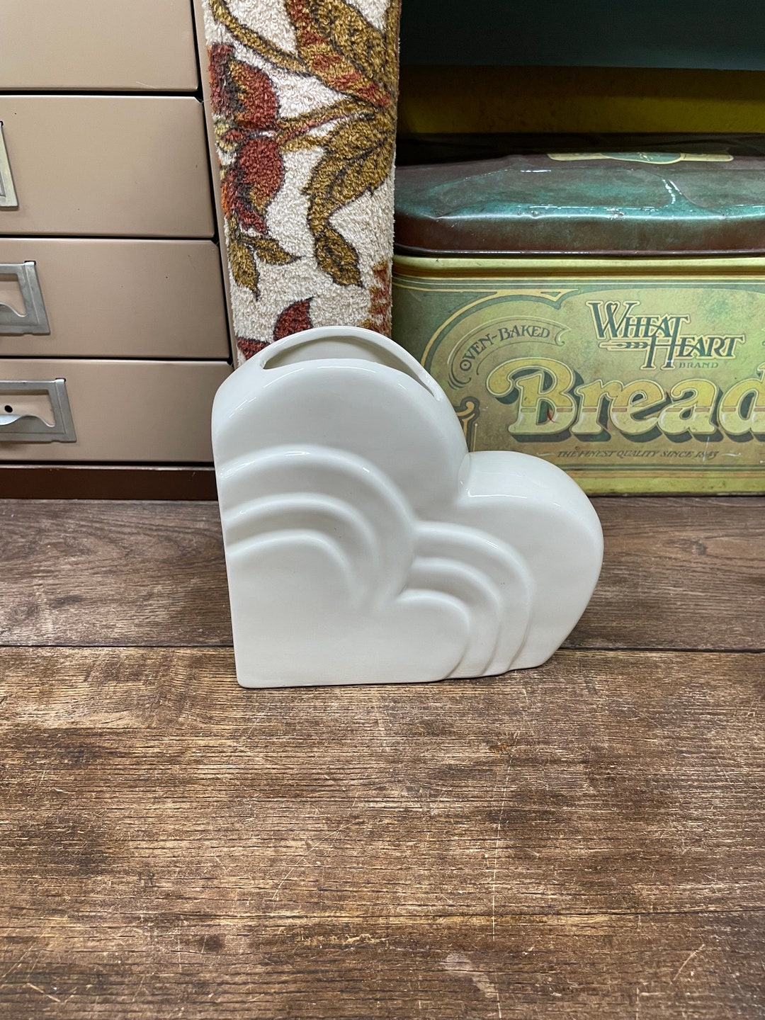 Vintage Vase Heart off White Cream Rainbow Heart Vase Planter Kitchen ...