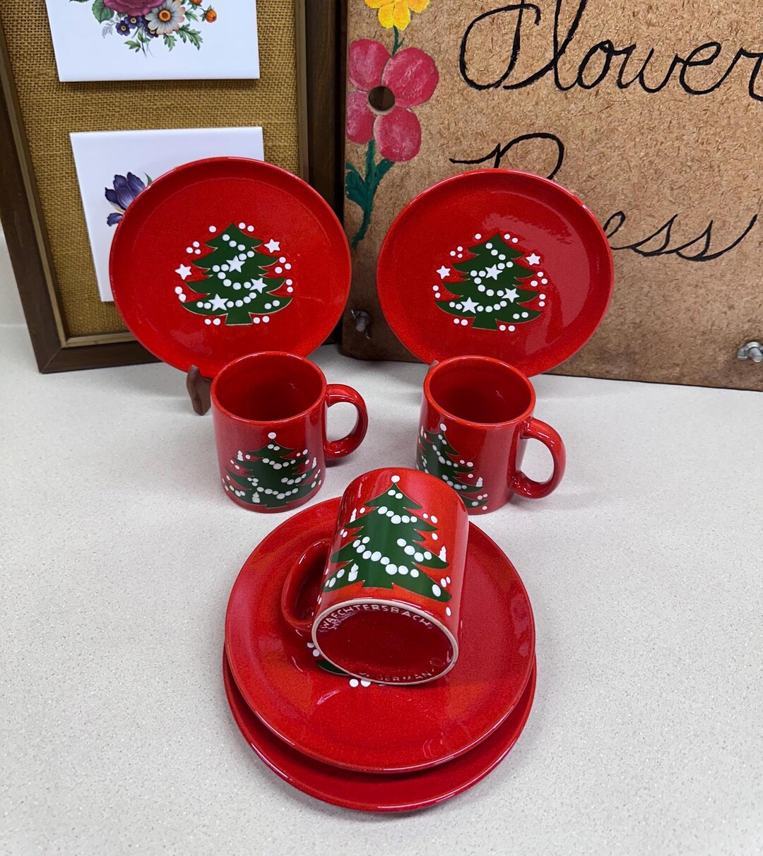 Vintage Christmas Plates and Mugs Holiday Decor Christmas Tree Holiday ...