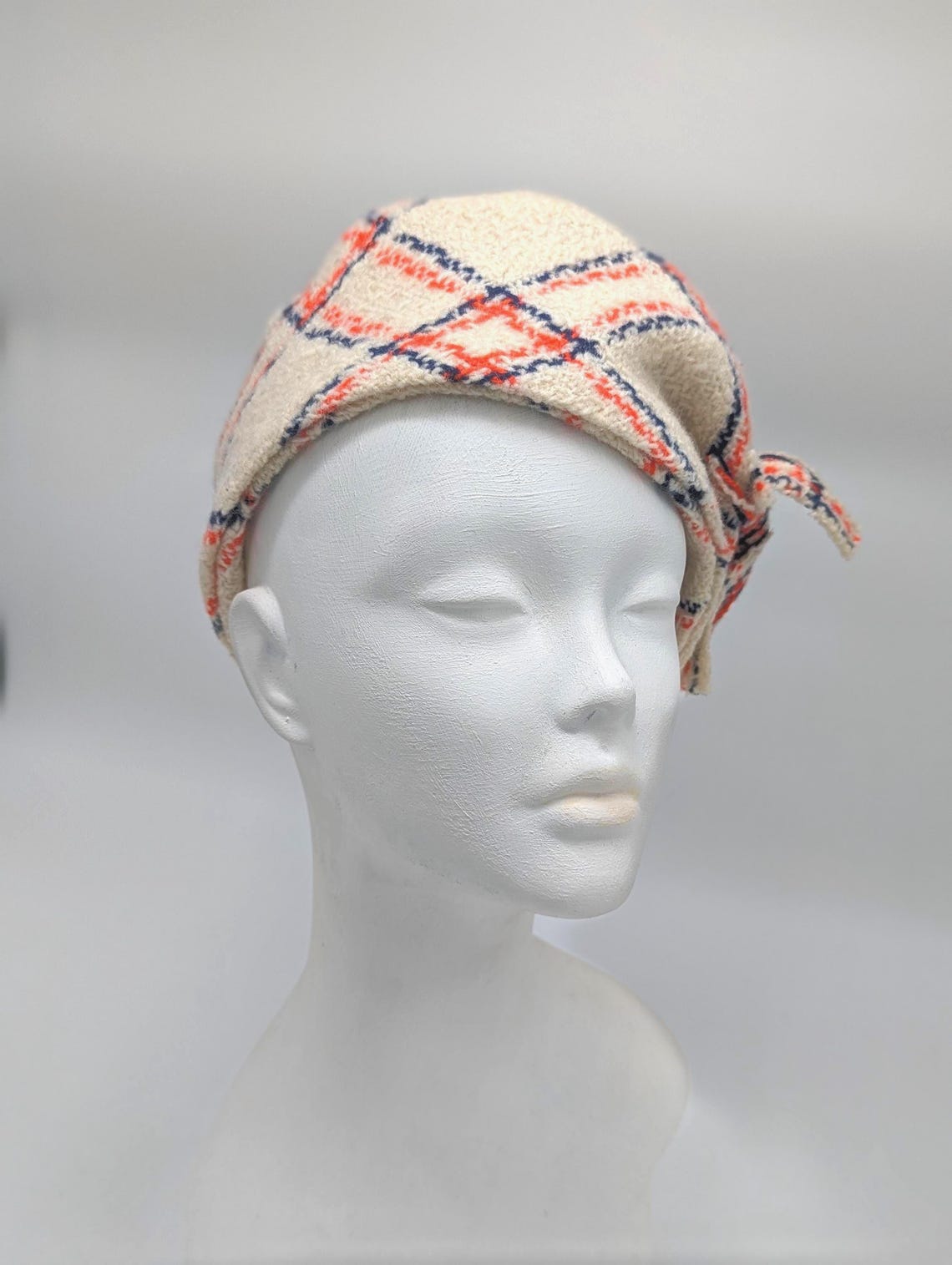 IVORY PLAID BERET, Couture Beret, Elegant Wool Hat - Etsy
