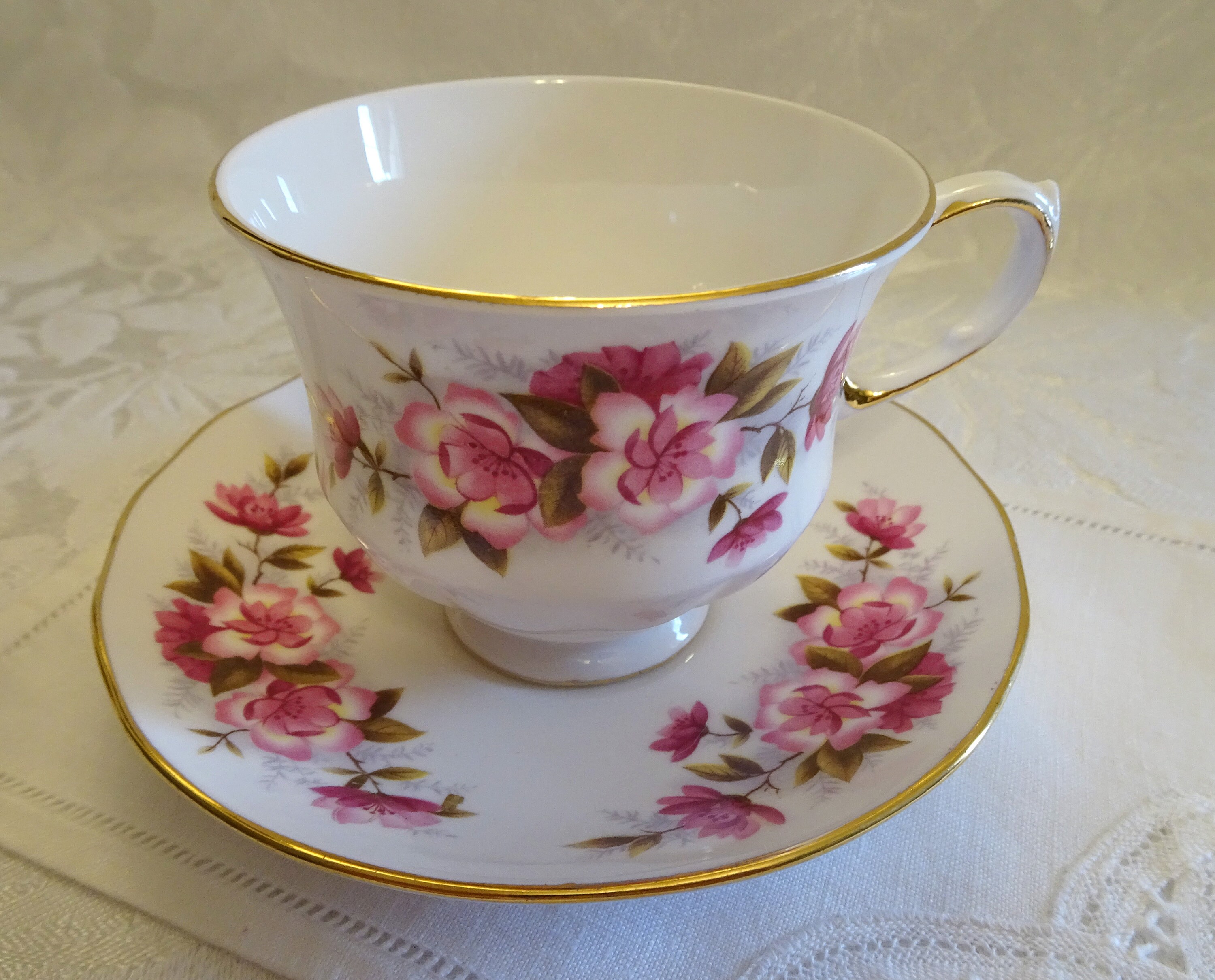 Queen Anne Pink Floral Tea Cup and Saucer Pattern 8498 Made in England ...