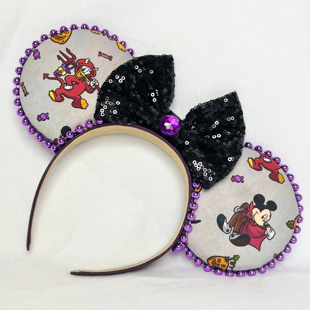 Donald Duck Devil Mickey Mouse Vampire Minnie Halloween Party Vacation ...