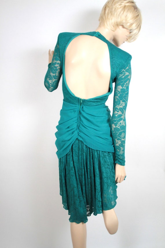 Emerald Green Womans Cocktail Dress Size Medium Gem