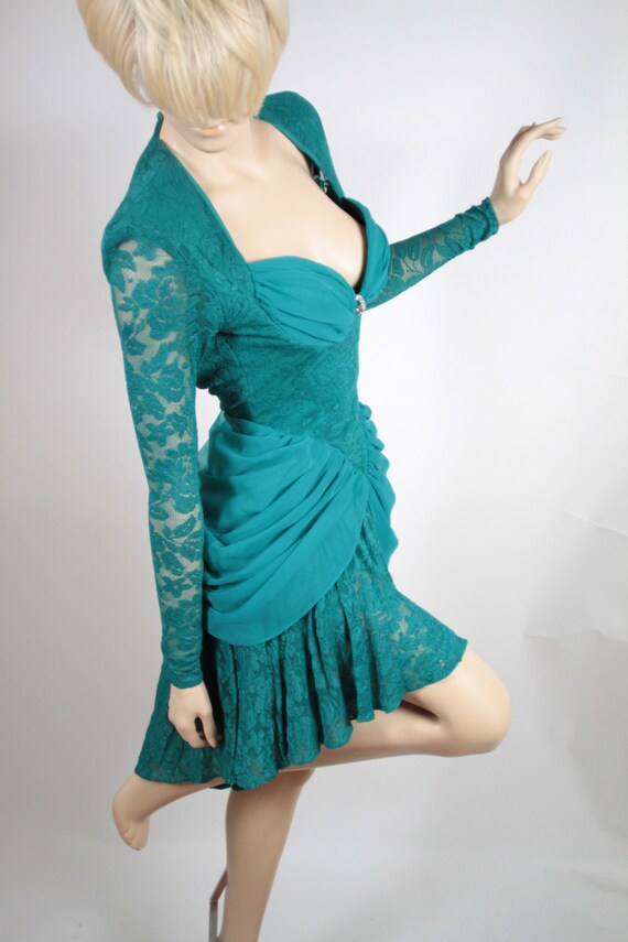 Emerald Green Womans Cocktail Dress Size Medium Gem