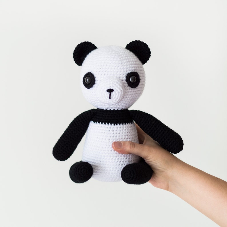 CROCHET PATTERN in English and Spanish Romeo the Lovely - Etsy