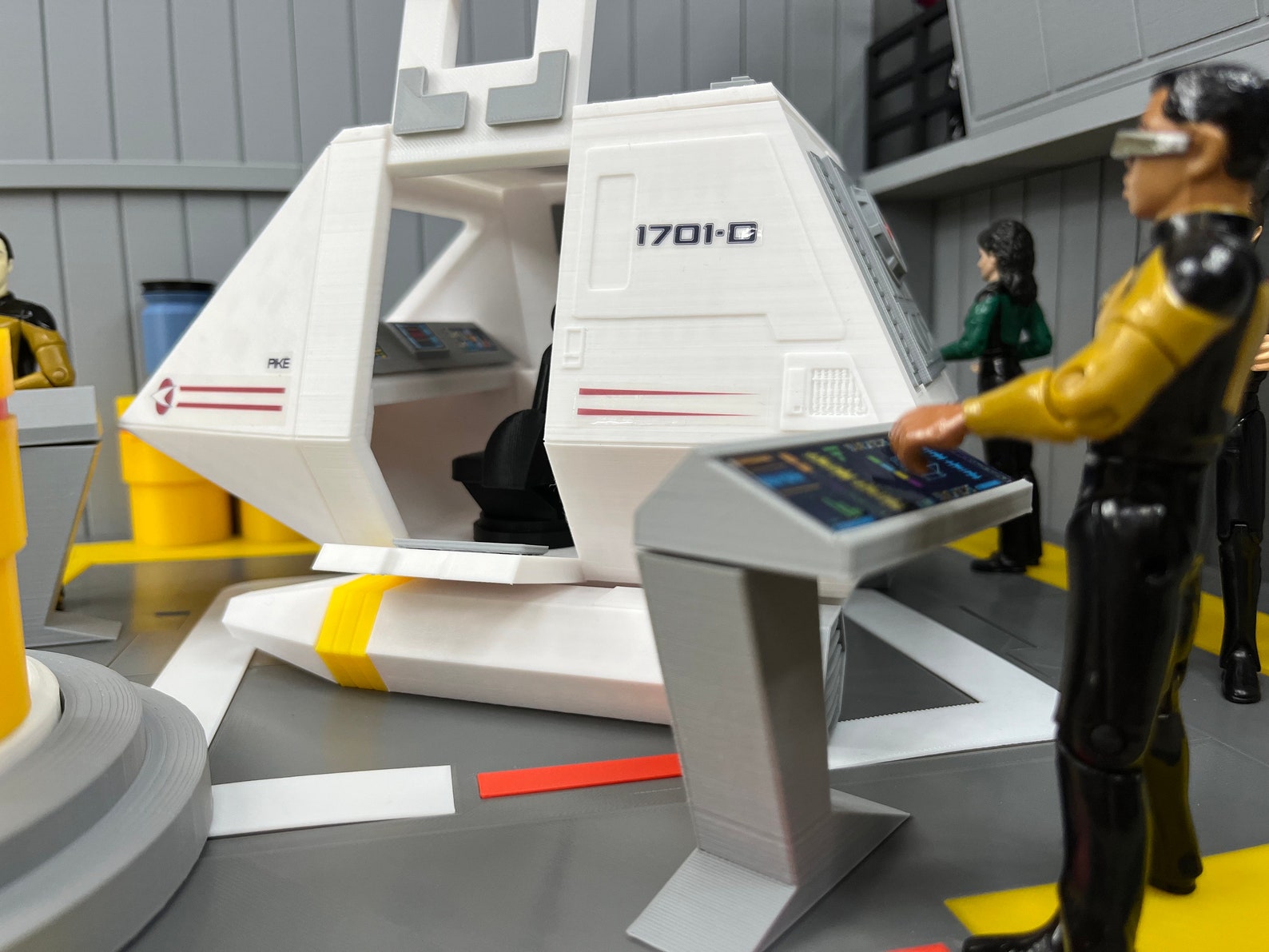 Star Trek TNG Shuttle Bay 3 2 Level Playset Barrels Transporter Control ...