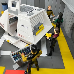 Star Trek TNG Shuttle Bay 3 Playset: Pike Shuttlecraft Model - Etsy