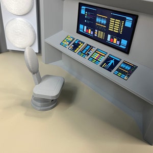 TNG Science Lab Enterprise D Med Chamber Borg Extraction Detailed ...