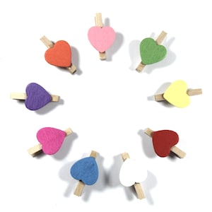 30mm Natural Pegs With Coloured Hearts - Choice of Colour - Plain Small ...