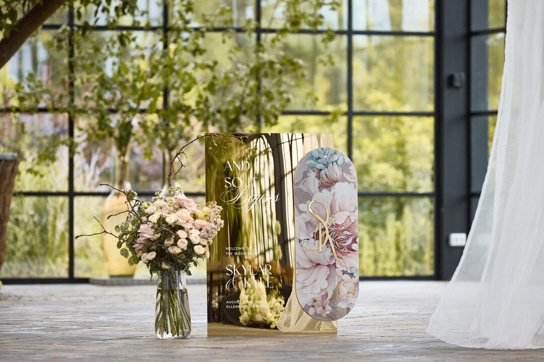 Wedding Welcome Sign With 3D Mirror Initials - Luxury Reception Signage ...