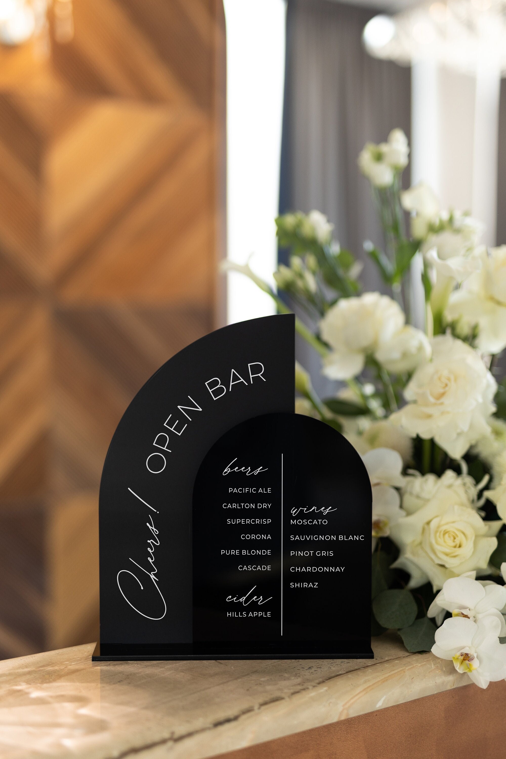 Gold and black cocktail sign - Etsy France