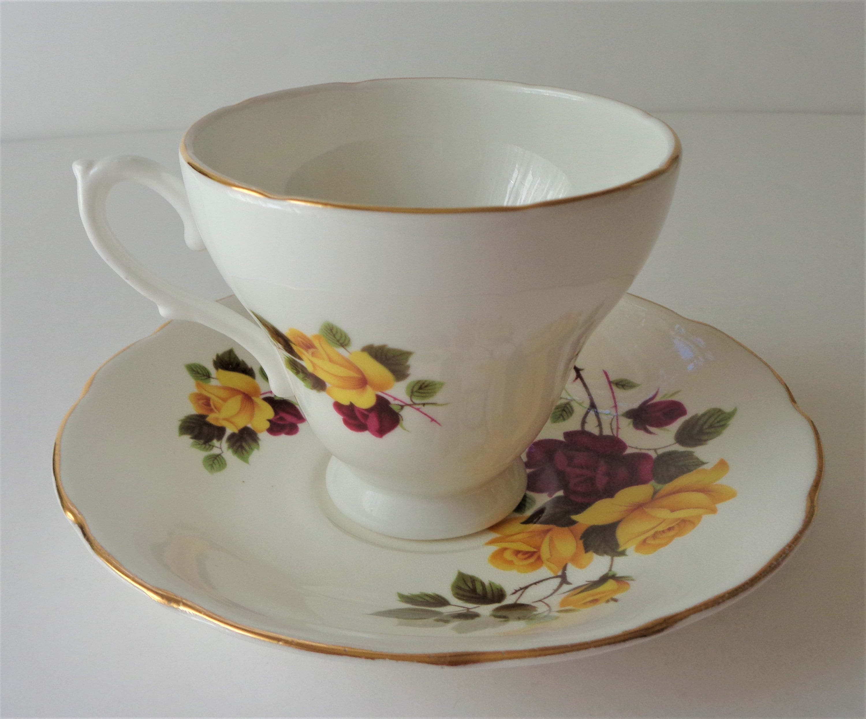 Vintage Royal Sutherland Bone China England Tea Cup and Saucer Red ...