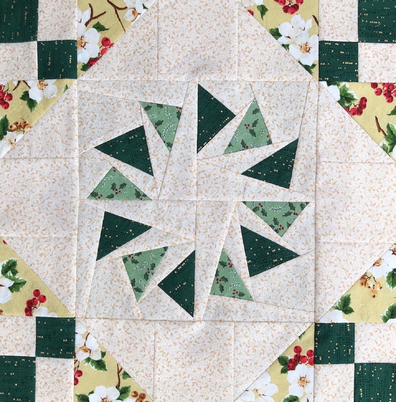 Christmas Wreath PDF Pieced Quilt Block Pattern - Etsy