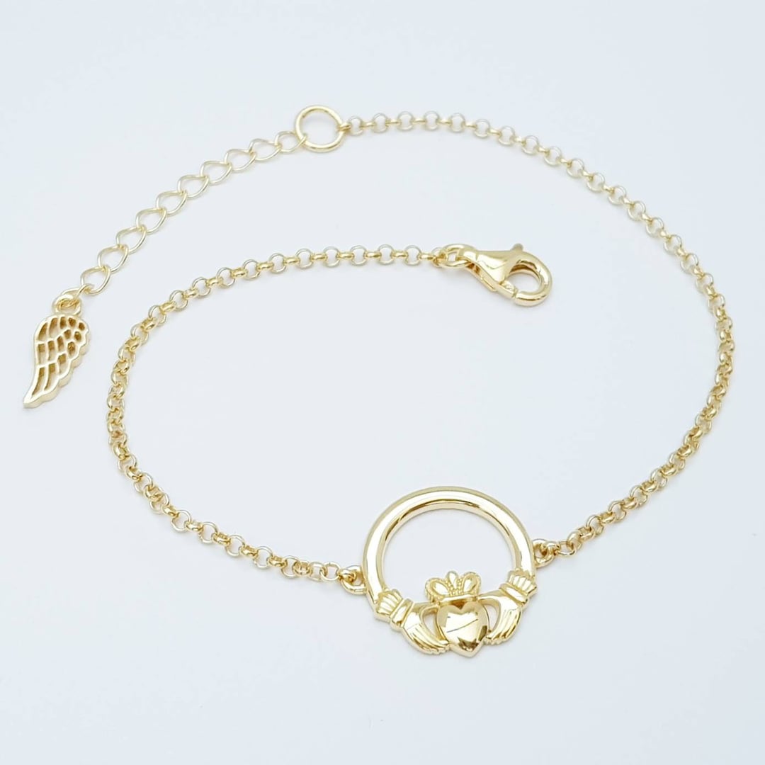 Claddagh Bracelet, Dainty Claddagh Bracelet, Gold Claddagh - Etsy