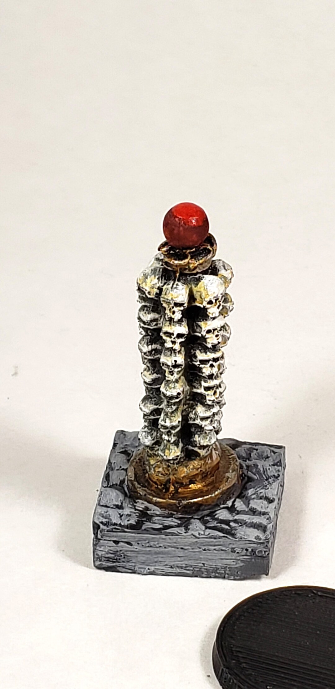 Skull Column Resin Dungeons and Dragons Terrain D&D Figurines 25mm ...