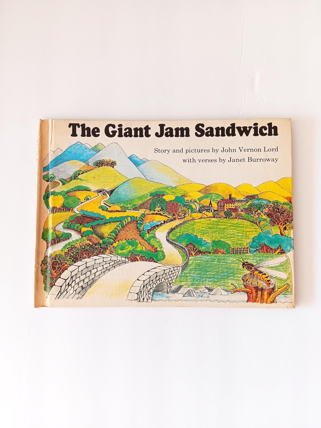 The Giant Jam Sandwich Story Pictures by John Vernon Lord 1972 ...