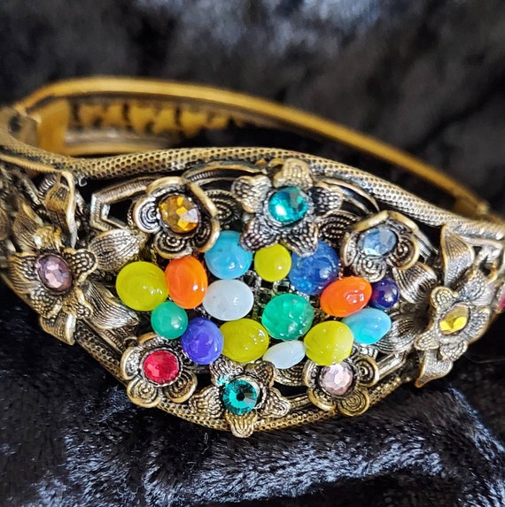 A Superb Antique Max Neiger Czech (Bohemian) Bracelet. - Gem