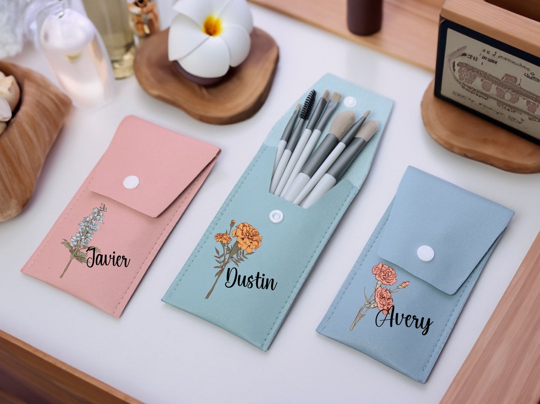 Personalised Birth Flower Makeup Brush Set, Bridesmaid Makeup Brush ...