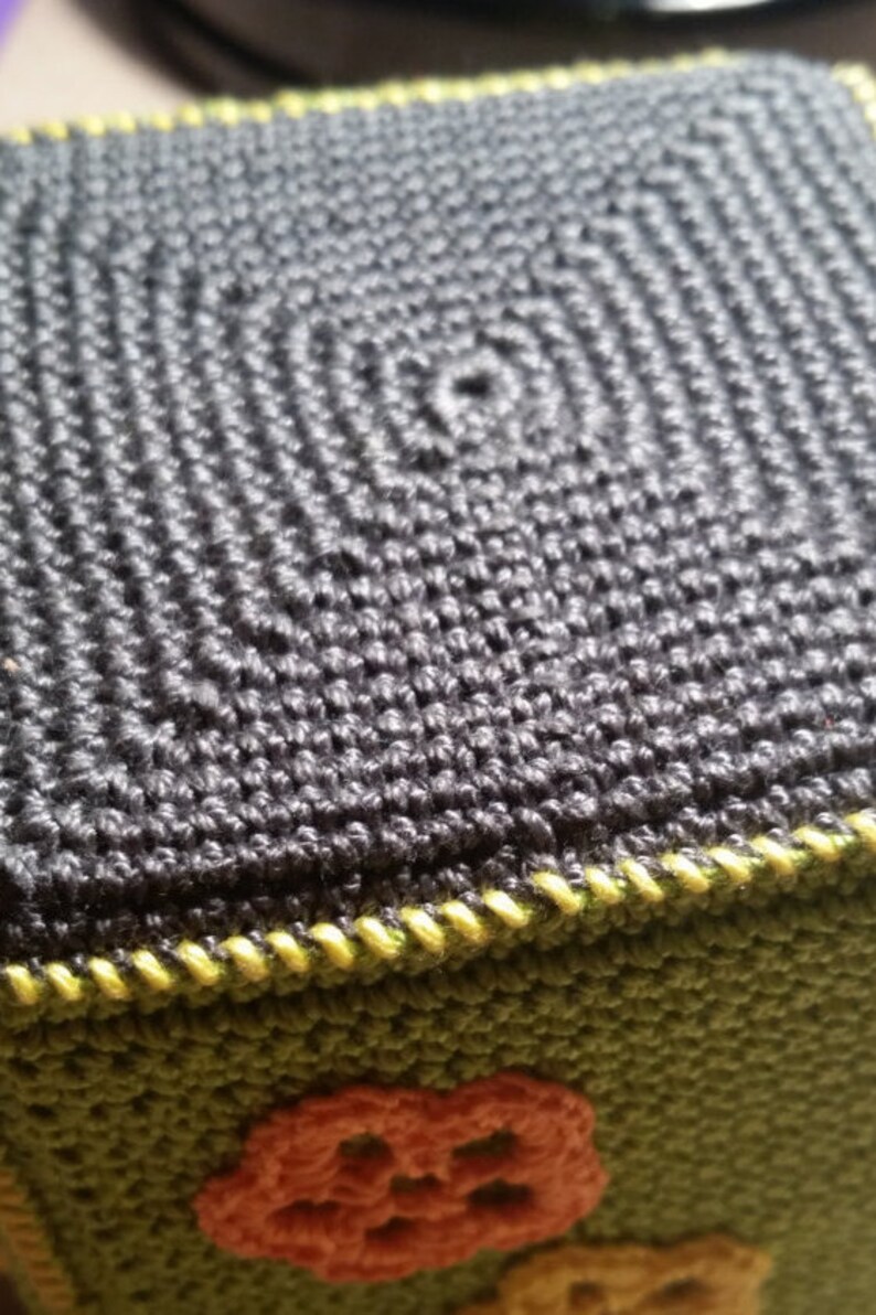 Crocheted Pencil Box Decorated With Flowers, Crochet Green Pencil Box ...