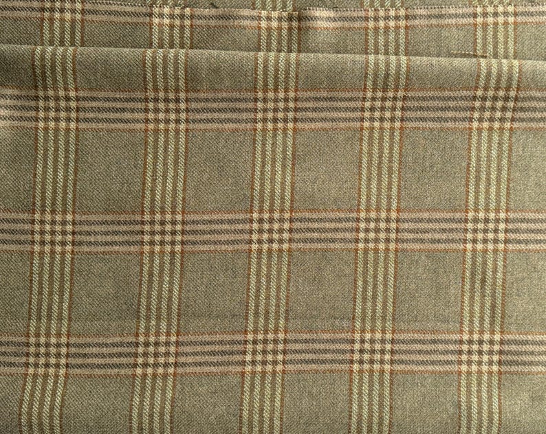 Tweed : Pure Wool Traditionally Woven in Scotland - Suitable for ...