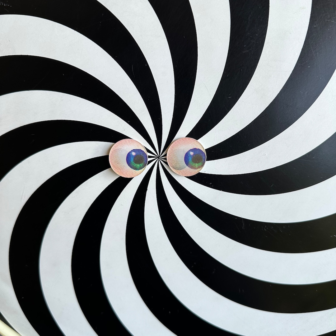 VERTIGO Vintage PINBACK Vari Vue 1960s FLICKER Lenticular 3D Crazy Eyes ...