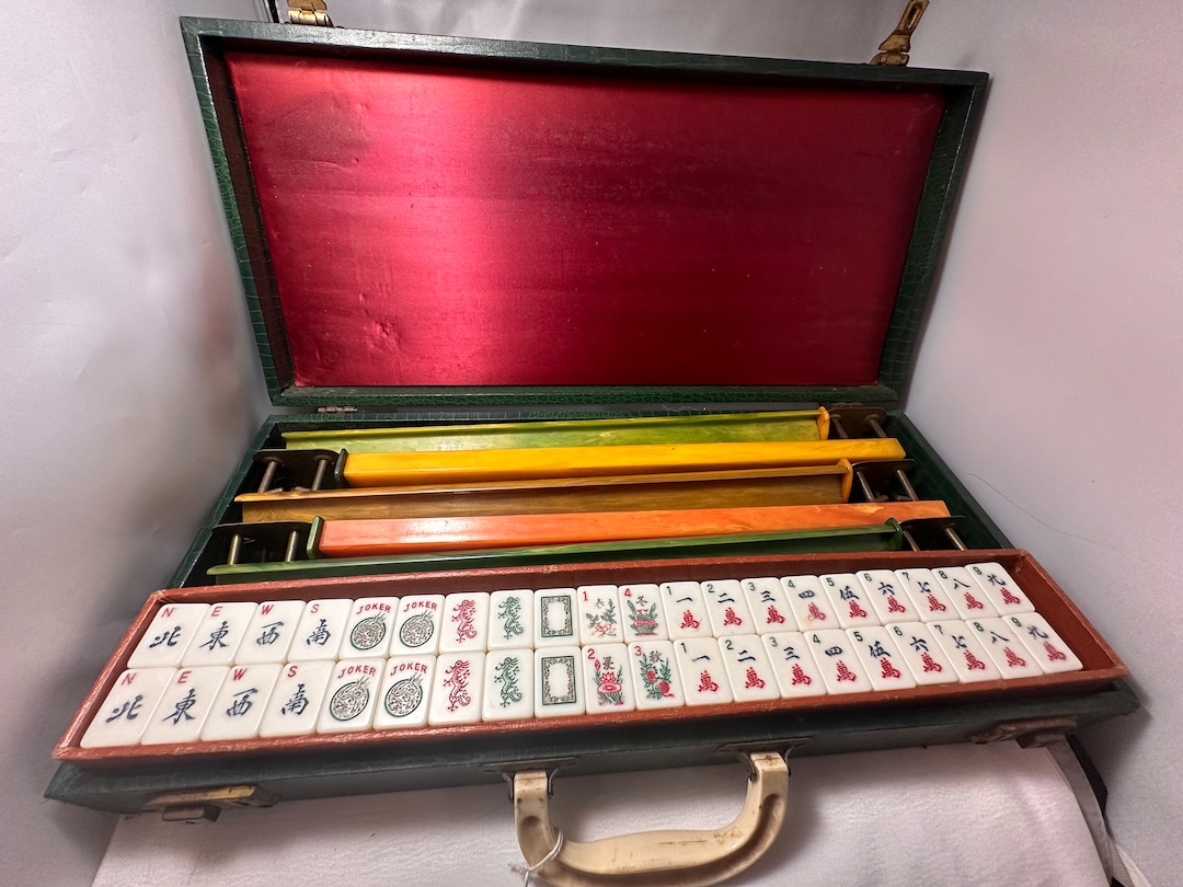 Rare Vintage Bakelite Mah Jongg Set, Classic Chinese Tile Game ...
