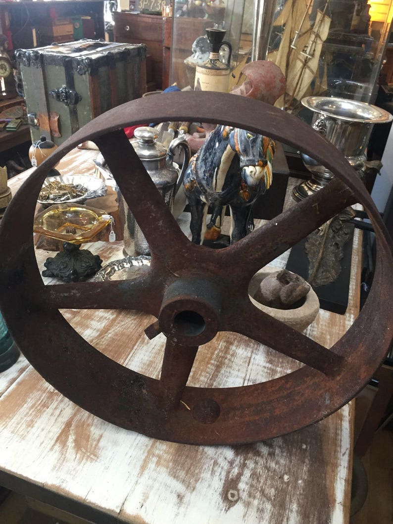 Vintage Rustic Farm Wheel - Etsy