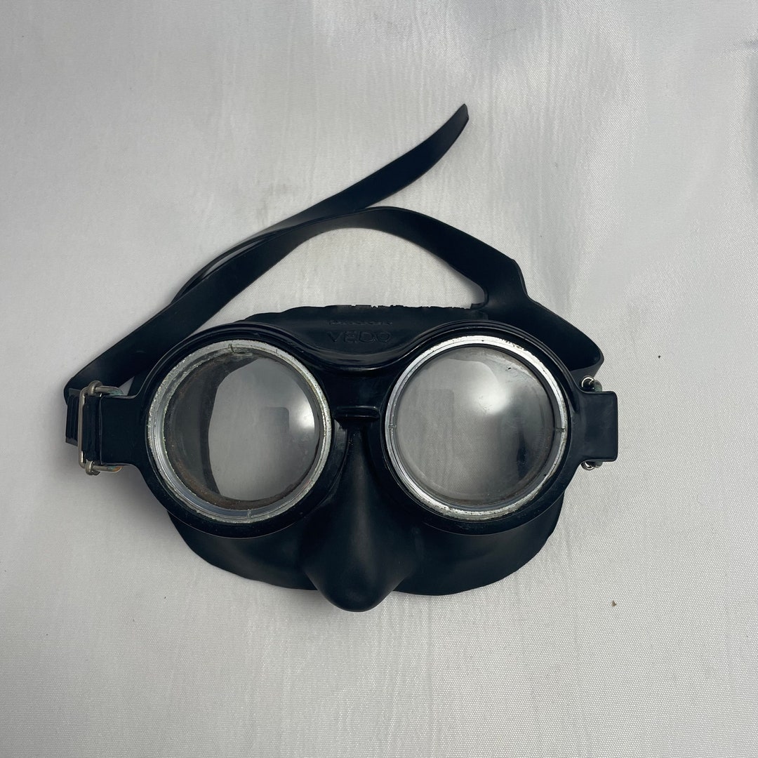 Vintage Dacor Vedo Scuba Goggles, Retro Dive Gear, Classic Snorkeling ...