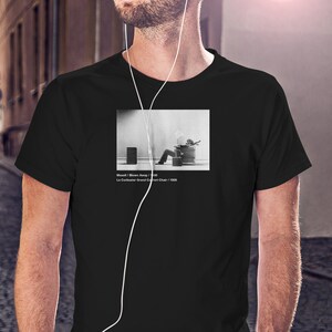 Maxell / Blown Away / 1980 Le Corbusier Grand Confort Chair / Tee Shirt ...