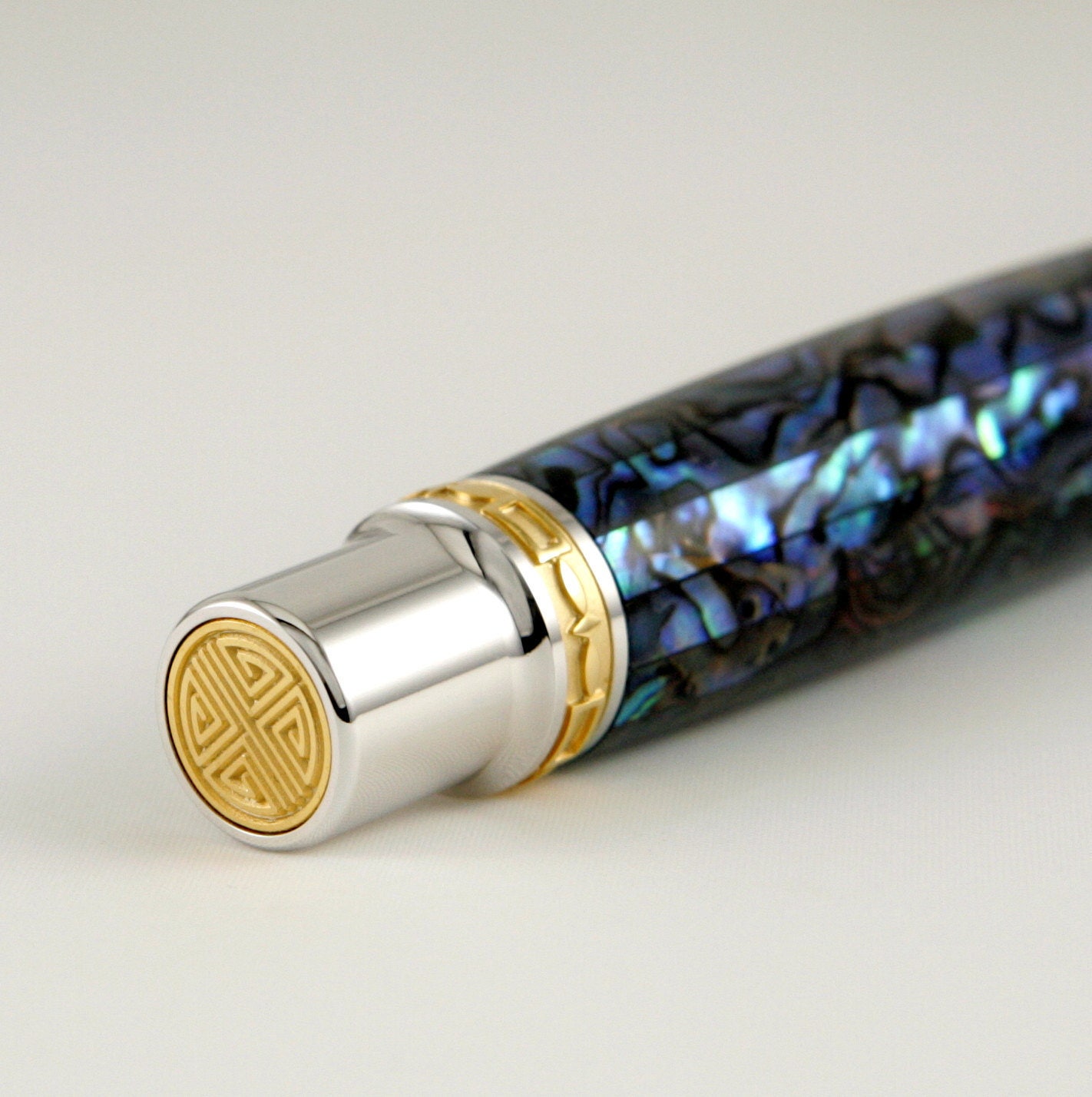 Premium Abalone Shell Rhodium & 22K Gold Wellington Fountain or ...