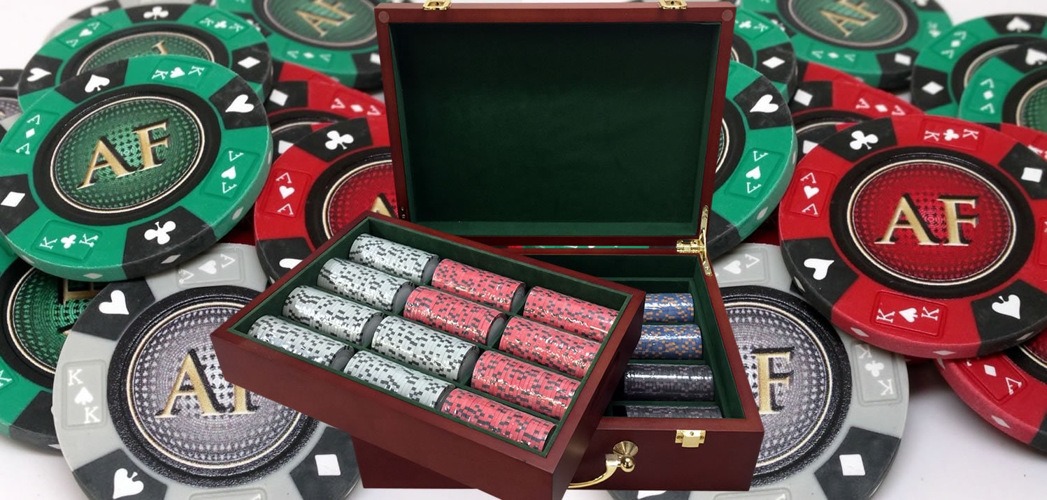 Personalized Clay Poker Chip Set: 500 Chips in Mahogany Case - Etsy