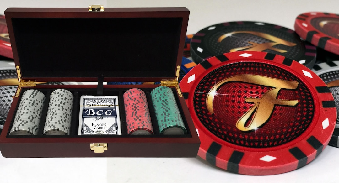Personalized Poker Chip Set: Mahogany Case, Monogrammed Clay Chips - Etsy