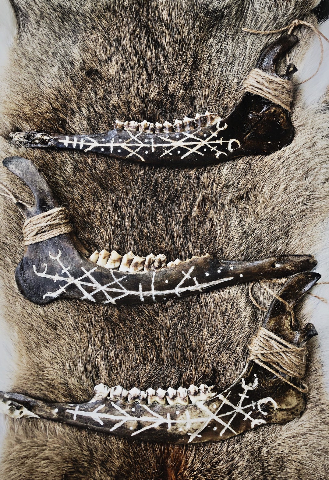 Made to Order: Sigil Deer Jawbone Hangers - Etsy