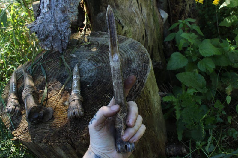 Made to Order : Primitive Deer Bone Daggers - Etsy