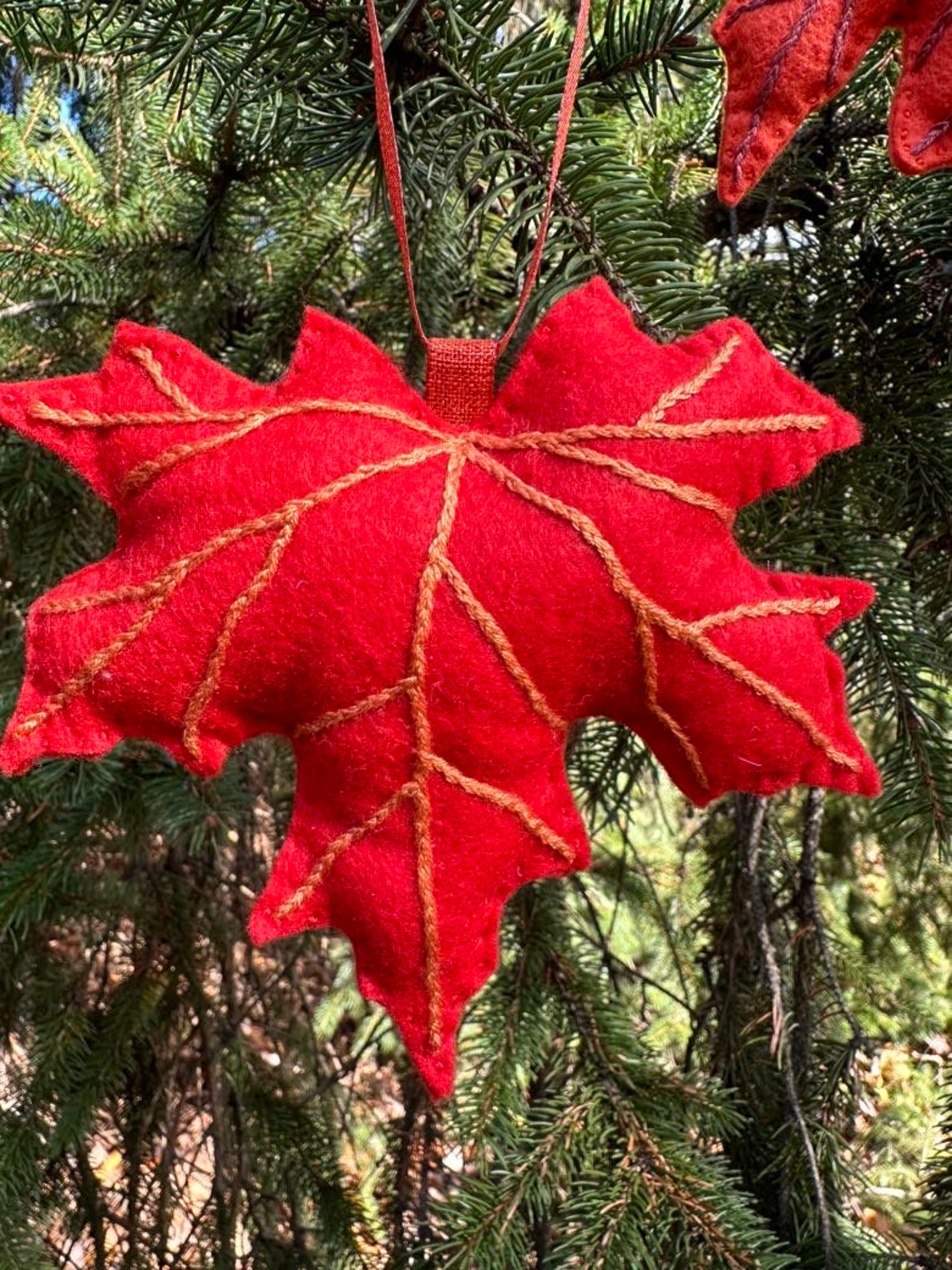 Felt Maple Leaf Ornament – Embroidered Lavender Satchel - Etsy