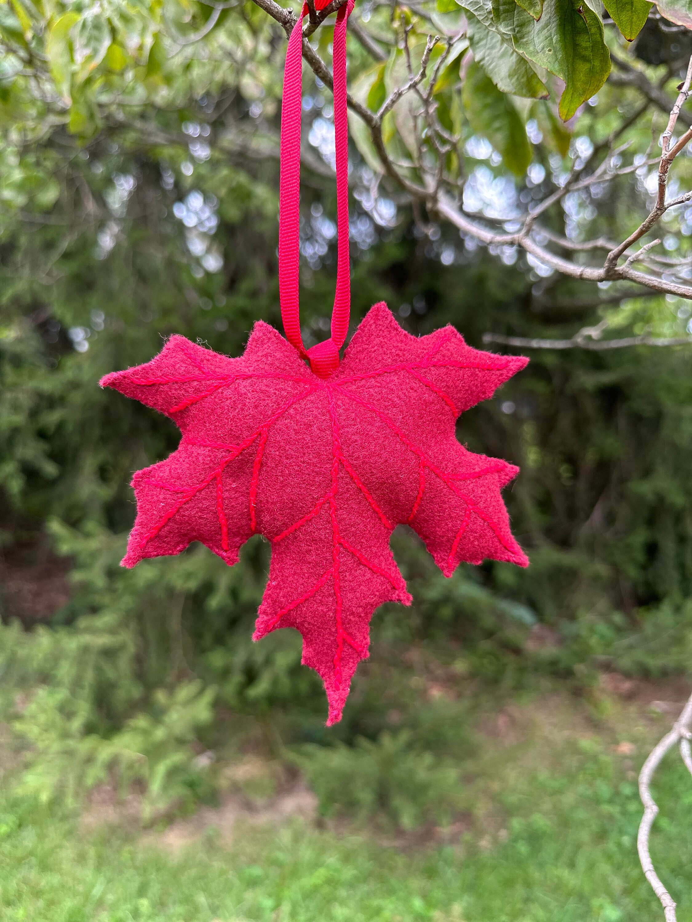 Felt Maple Leaf Ornament – Embroidered Lavender Satchel - Etsy