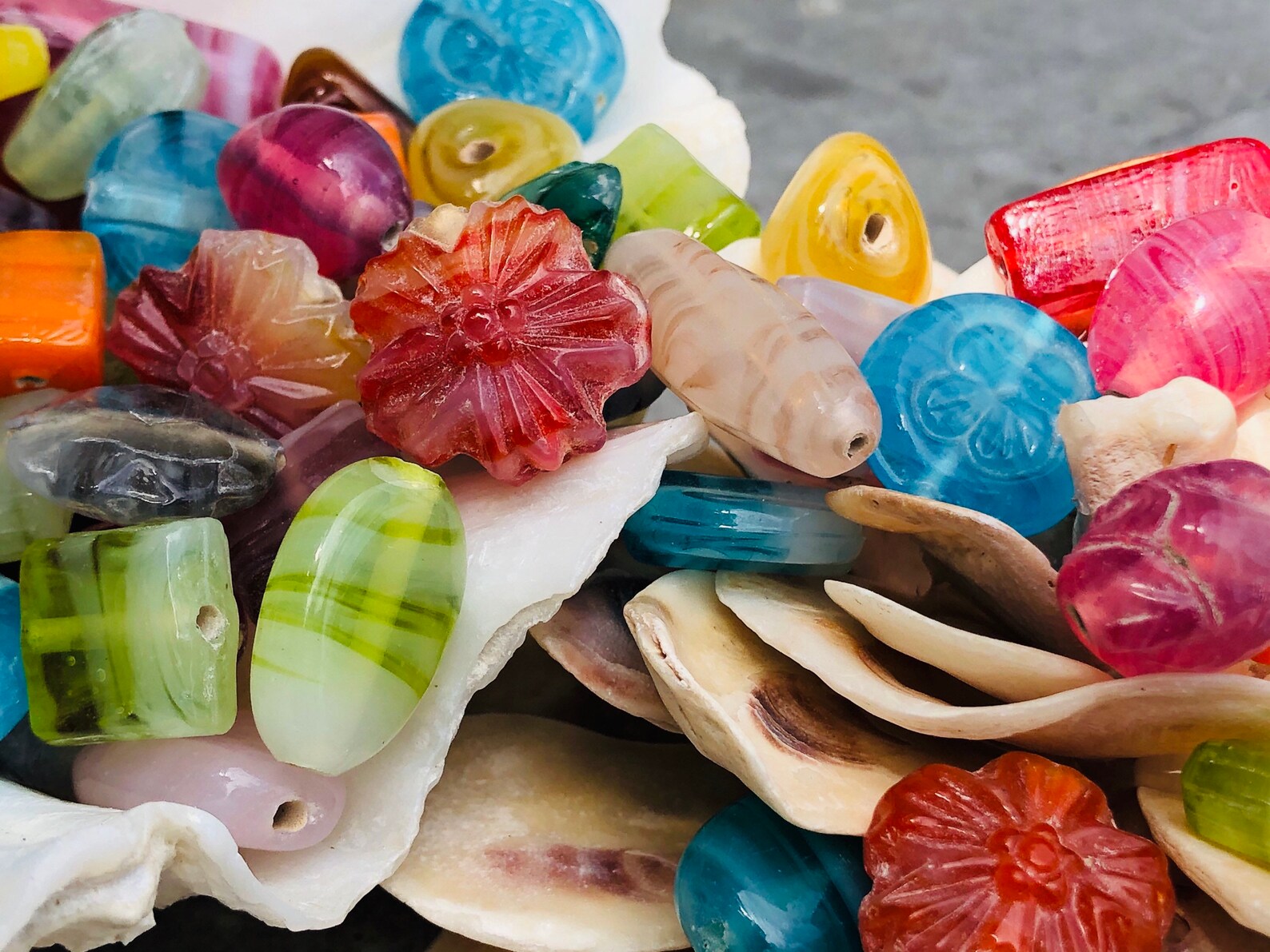 SUPPLY: 25 Mixed up Swirl Mix Glass Beads / Bright Colors - Etsy