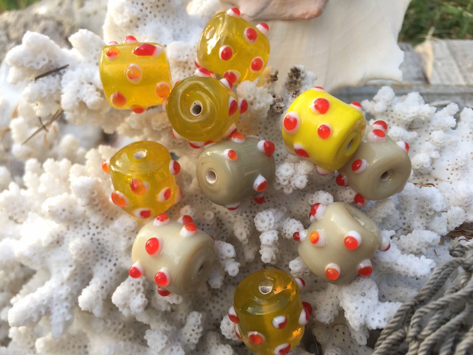 SUPPLY: 11 Vintage Dotted Lampwork Glass Beads/ Polka Dot - Etsy