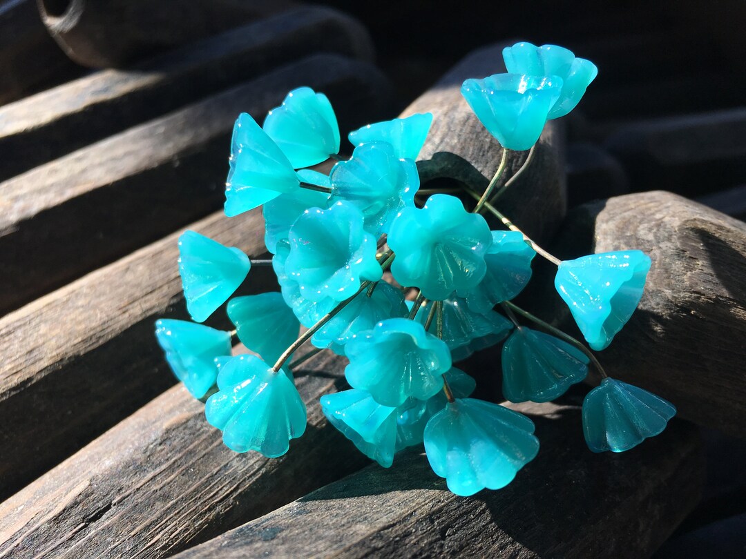14pc Turquoise Glass Flower Charms,headpins - Glass Headpins ...